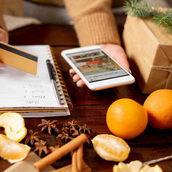 Holiday eCommerce Tips for Instagram Shops - Heymarket